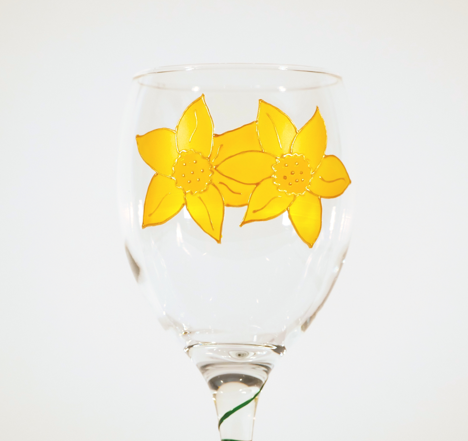 Daffodil (Double Daff) Wine Glass - UK Postage - Crafty Dog Cymru
